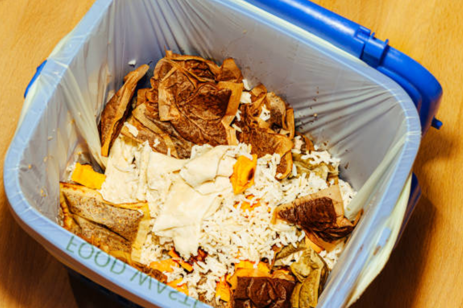 Kitchen Hacks for Reducing Food Waste - Simply kitchen Joy